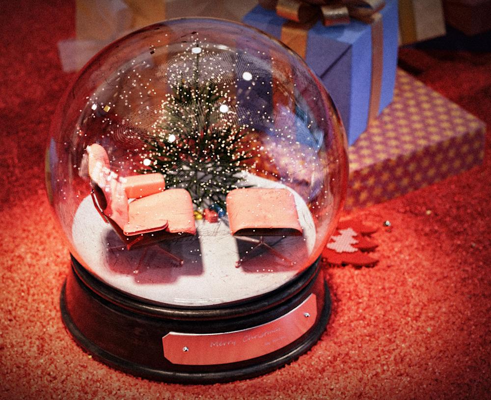 How to Use KeyShot 9 to Render Christmas Scene - Tutorial