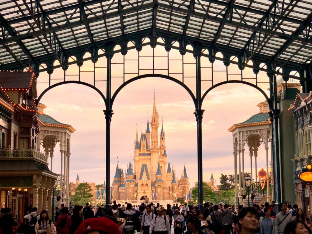 13 Must-Try Tokyo Disneyland Rides for an Enchanting Adventure