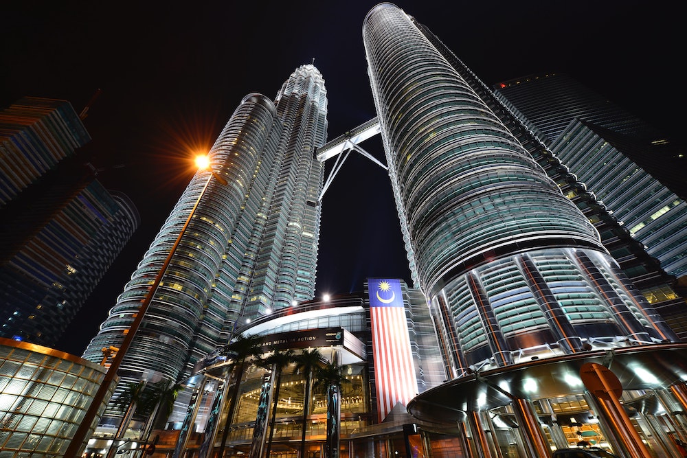 KL Night Activities: 9 Things to Do in the City After Dark - Pelago