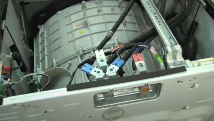 Why Is My Washing Machine Leaking from the Bottom?