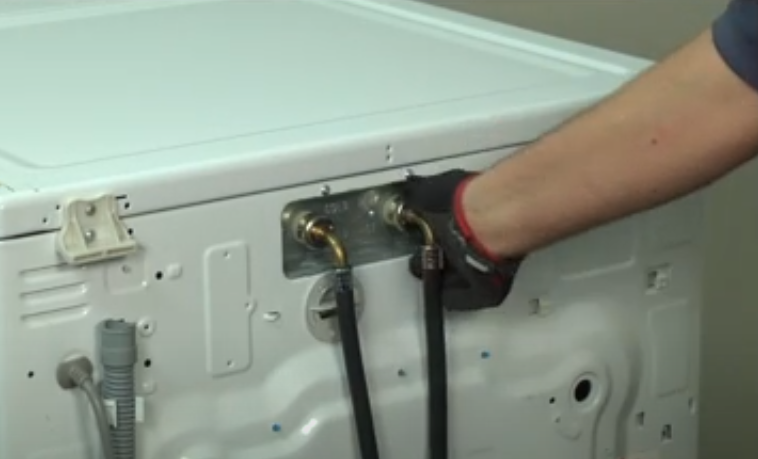 Why Is My Washing Machine Leaking from the Bottom?