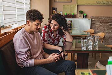 How to Use Spending and Savings Buckets to Pay off Debt | Ally