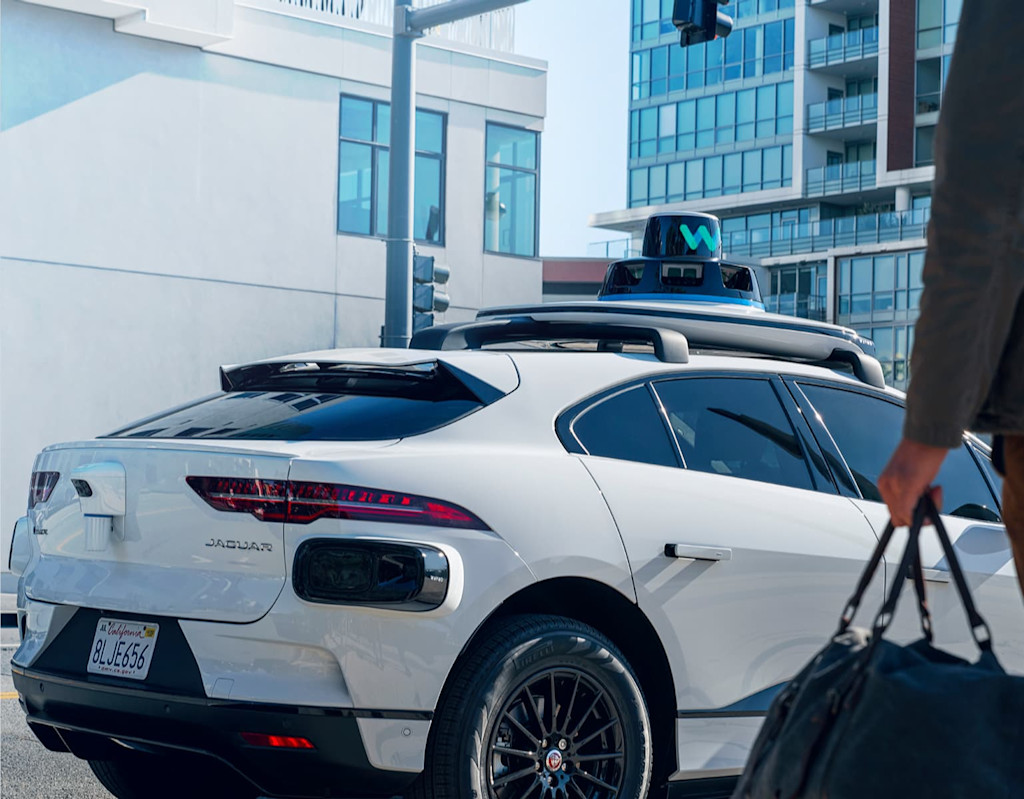 自律走行配車サービス - カリフォルニア州サンフランシスコで配車サービスを利用 - Waymo