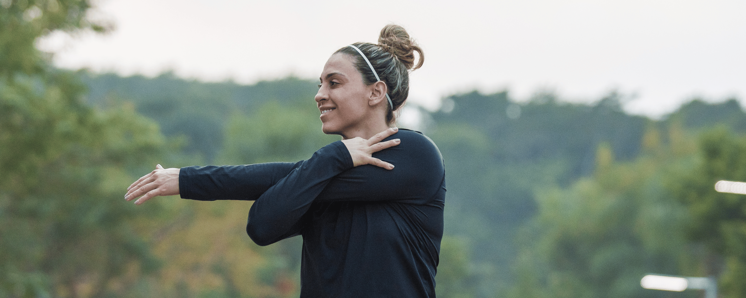 7 esercizi di stretching per le spalle da aggiungere al tuo programma ...