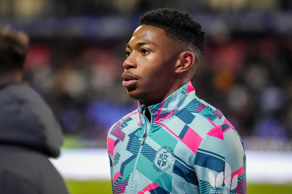 Academy graduate Nelson signs new deal - Luton Town FC