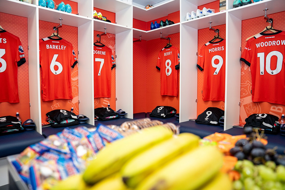 Three changes as Osho and Clark return - Luton Town FC