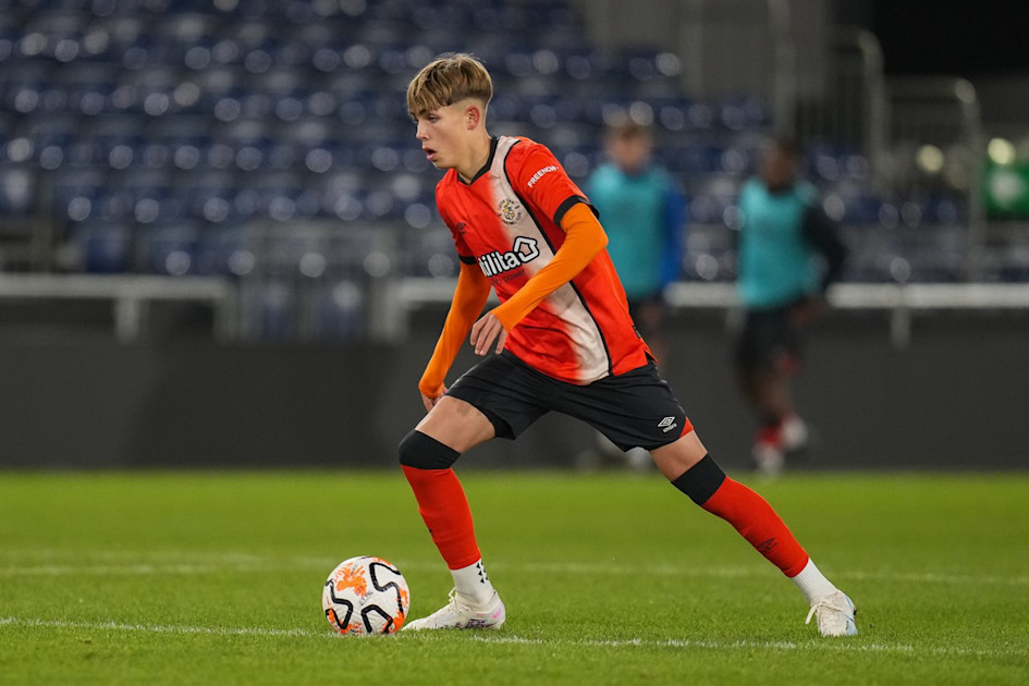 Youngsters fight back twice to beat Gillingham - Luton Town FC