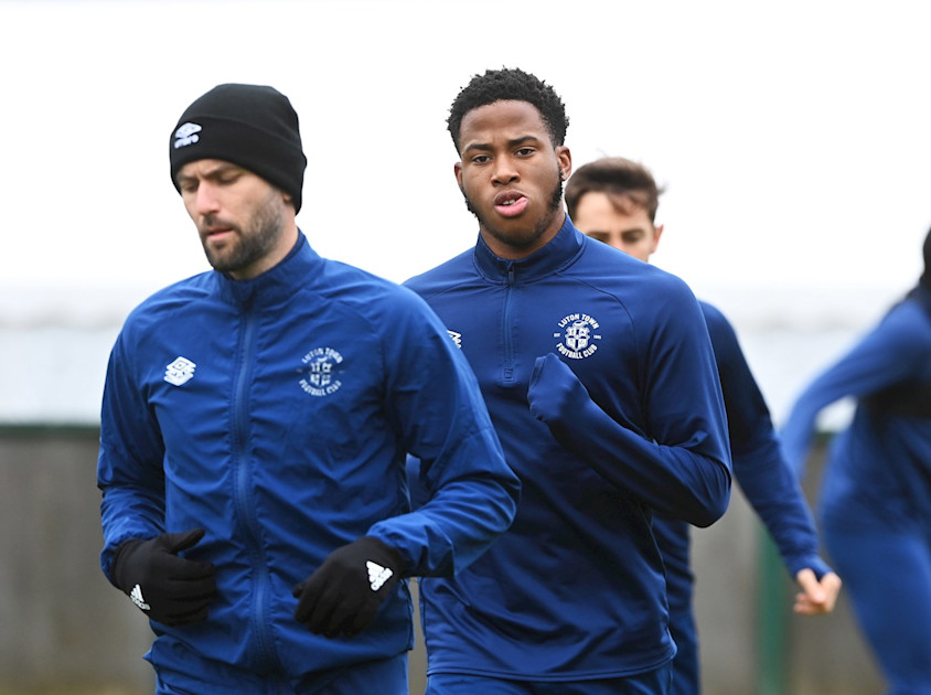 Avan Jones joins Welling United on loan - Luton Town FC