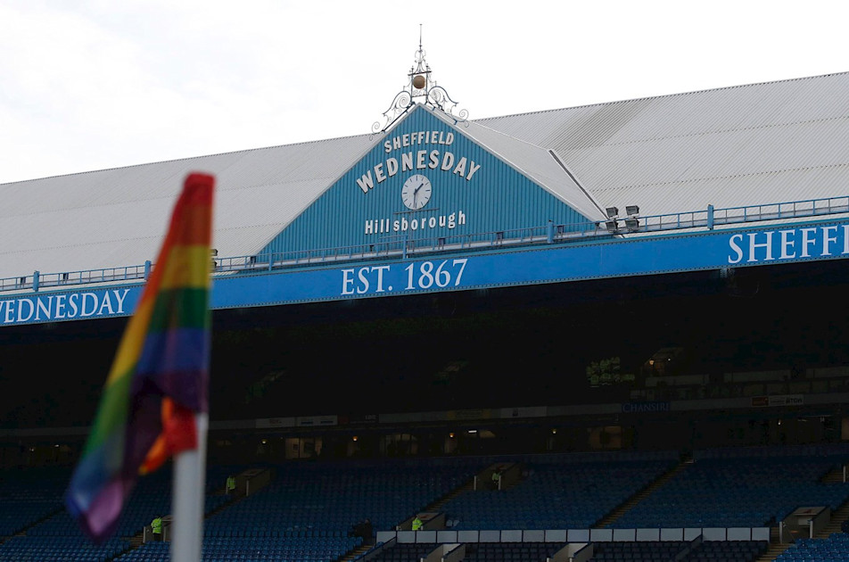 EXTRA 800 SHEFF WEDS TICKETS NOW ON SALE! - Luton Town FC