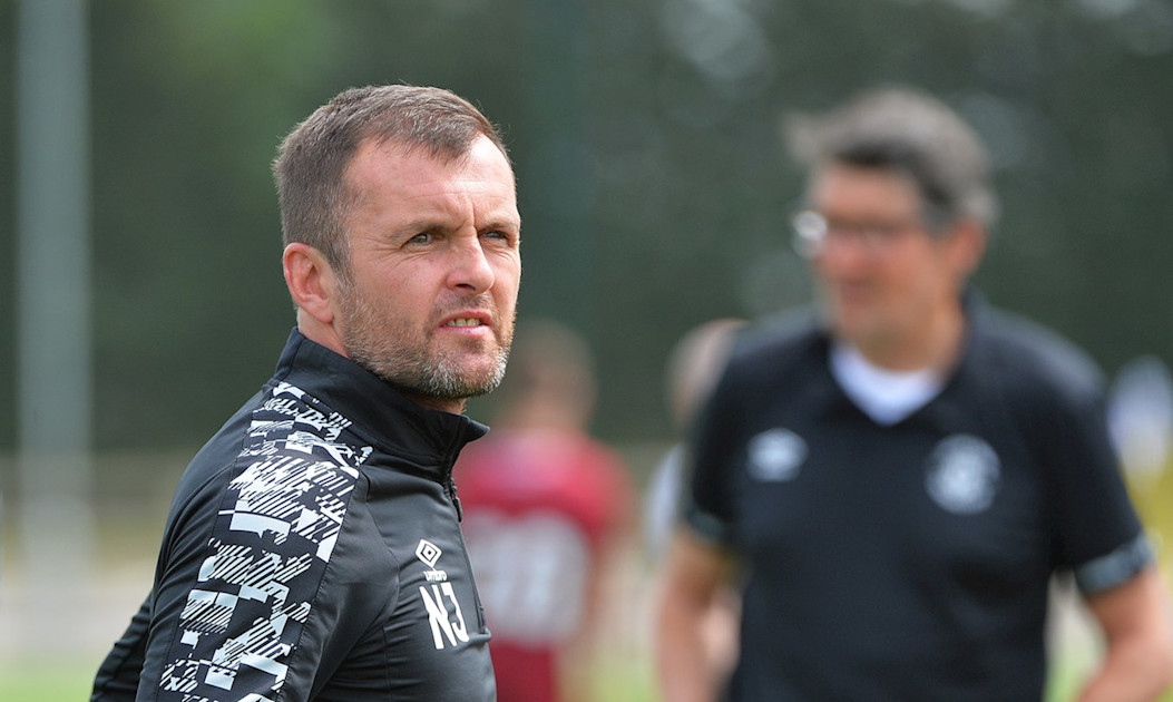 Watch | Nathan Jones reflects on Rochdale win and training camp - Luton ...