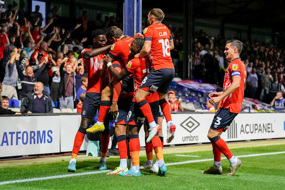 Gallery | Battling draw against Sheffield United! - Luton Town FC