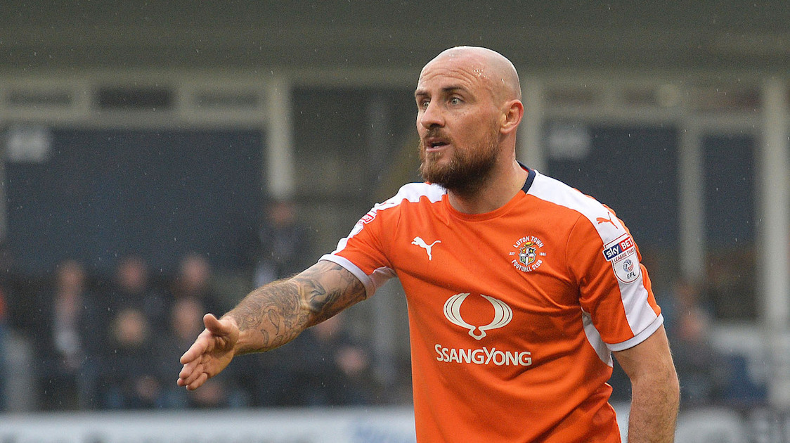 IFOLLOW HATTERS: ALAN McCORMACK POST-BARNET - Luton Town FC