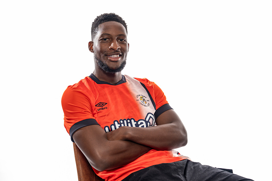 Shandon Baptiste is our first summer signing! - Luton Town FC