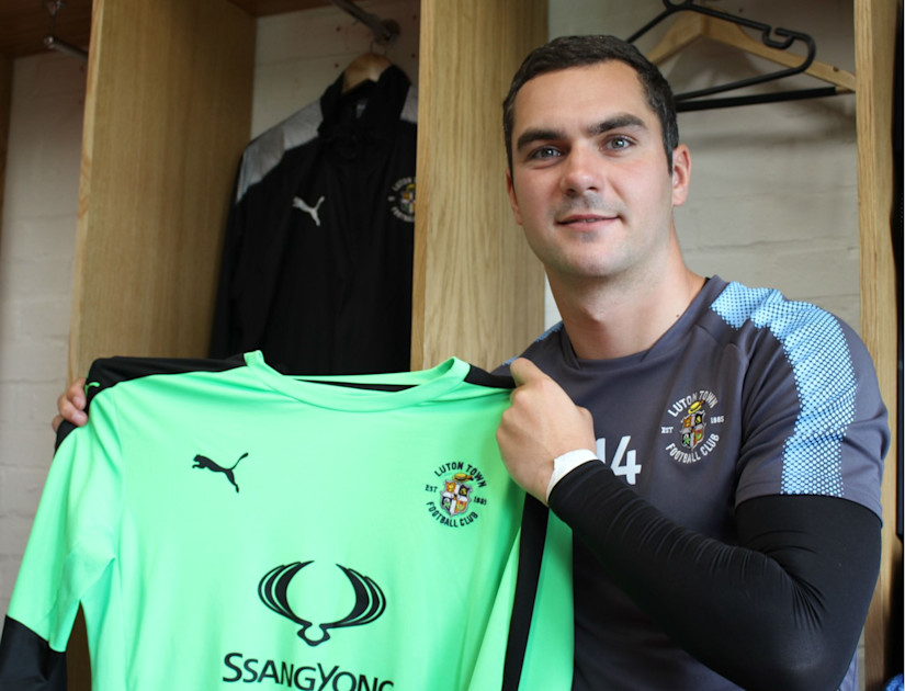 JAMES SHEA IS SIGNING NO.6 OF THE SUMMER! - Luton Town FC
