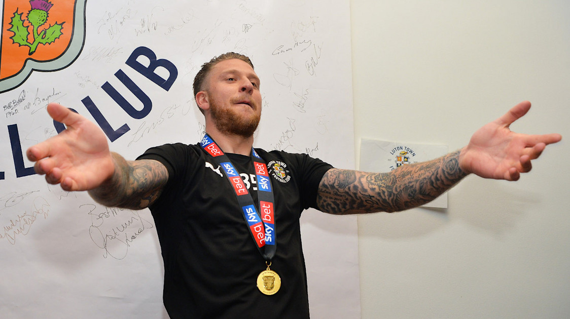 WATCH | GEORGE MONCUR ON WINNING THE LEAGUE ONE TITLE! - Luton Town FC