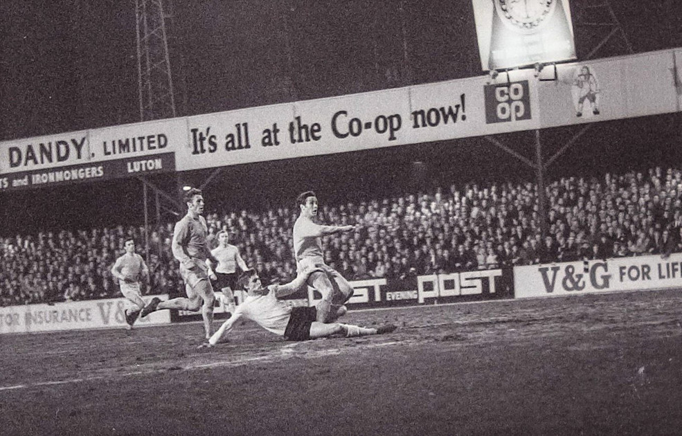 Rest in peace, Viv Busby - Luton Town FC