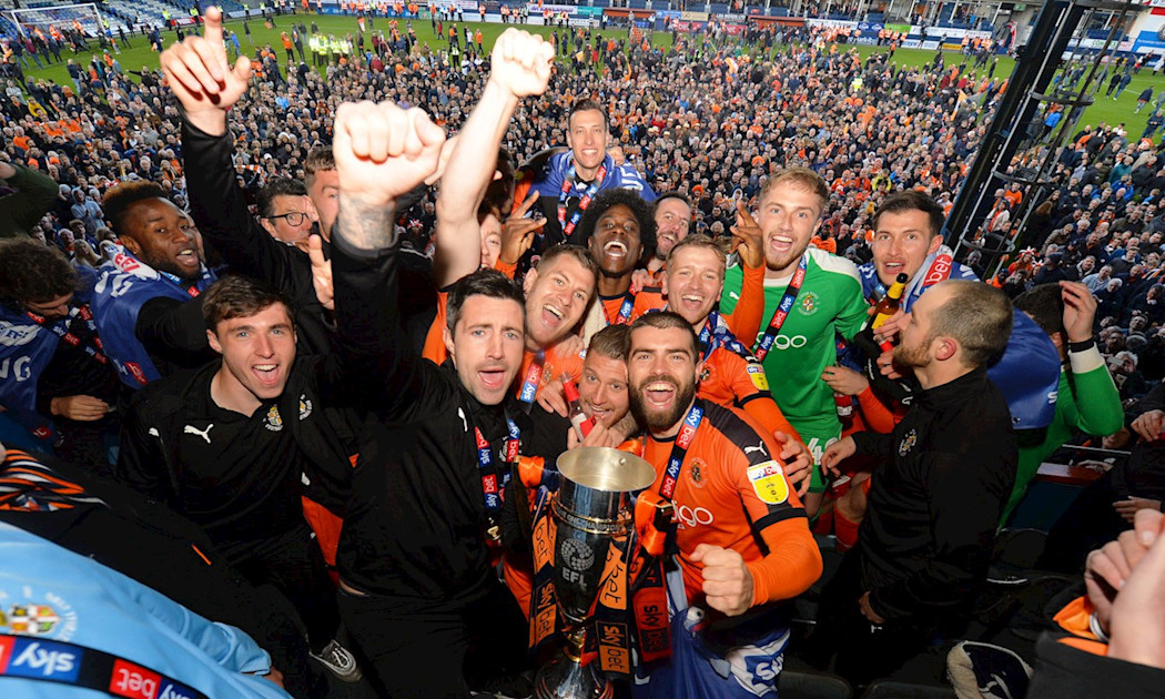 SATURDAY'S CHAMPIONS GALLERY EXTRA! - Luton Town FC