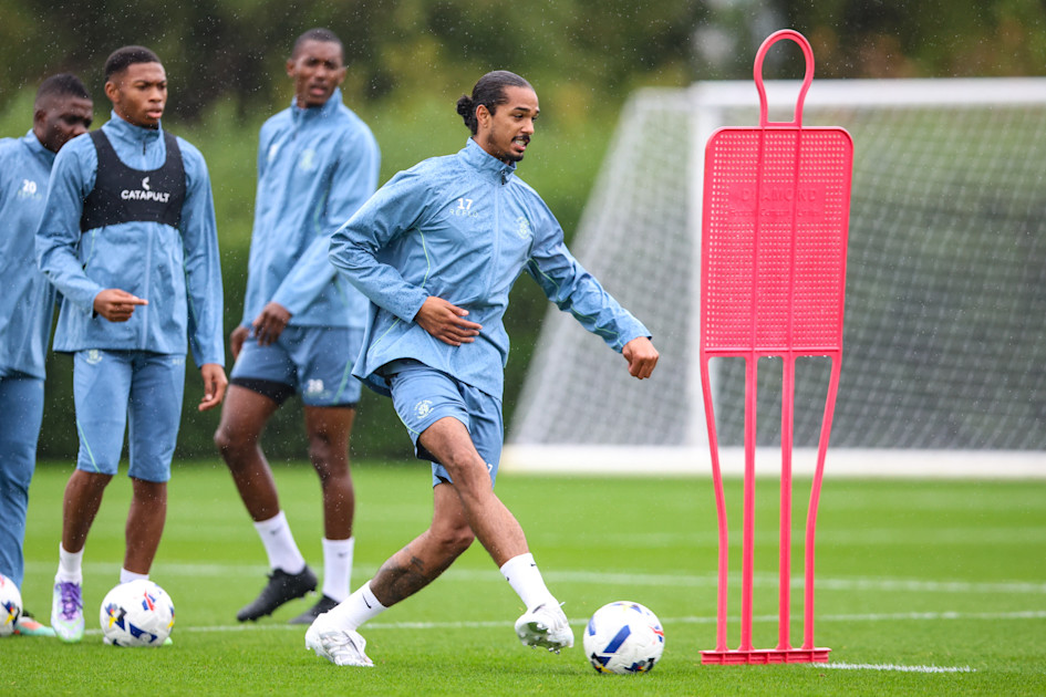 Trio back in contention for Stevenage - Luton Town FC