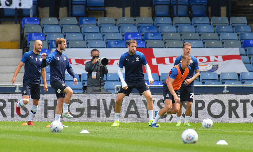 TEAM NEWS | THE HATTERS AGAINST PRESTON NORTH END - Luton Town FC