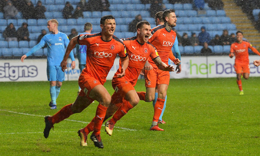 MATTY PEARSON WINS DIAMOND PLAYER OF THE MONTH FOR DECEMBER - Luton Town FC