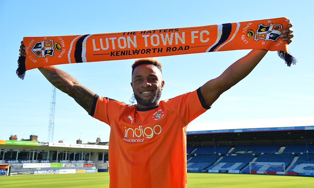 NEW SIGNING | KAZENGA LUALUA JOINS THE HATTERS! - Luton Town FC