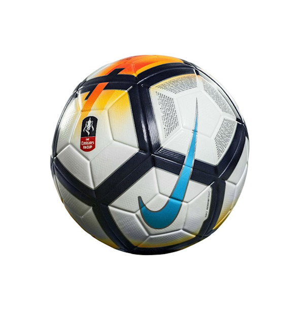 JAMES COLLINS' NAME ON FA CUP FINAL MATCHBALL! - Luton Town FC