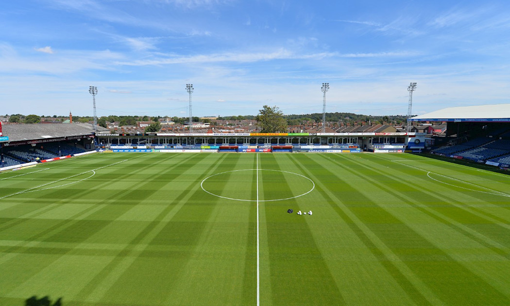 SEASON TICKET CAP OF 7,000 CLOSE TO BEING MET! - Luton Town FC