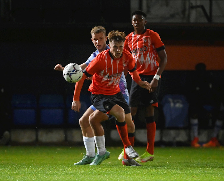 Josh Allen joins Cray Wanderers on loan - Luton Town FC