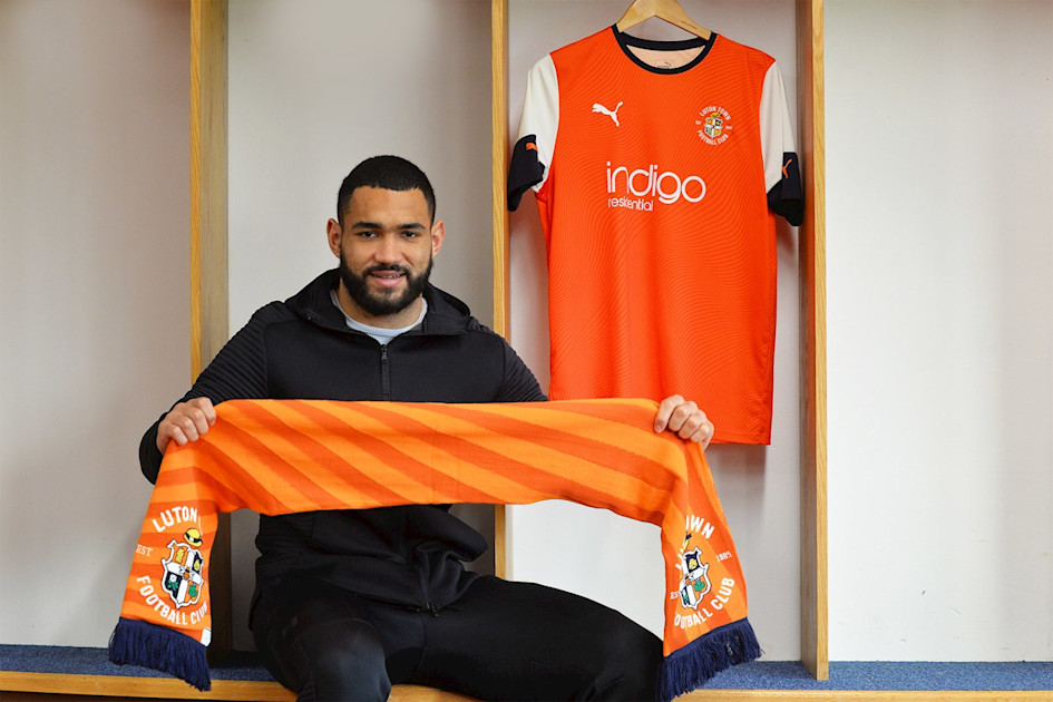 CAMERON CARTER-VICKERS SIGNS ON LOAN FROM SPURS! - Luton Town FC