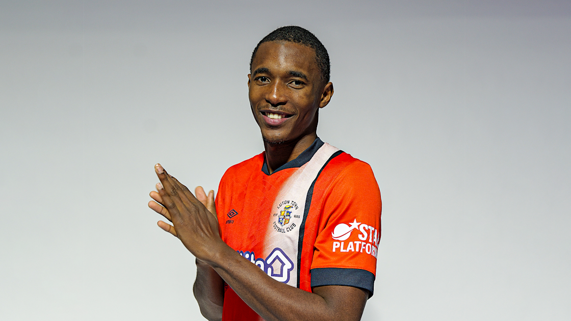 Christ Makosso joins the Hatters! - Luton Town FC