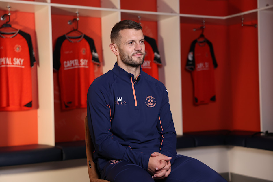 Jack Wilshere – The first chat - Luton Town FC