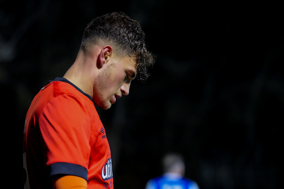 Jake Burger signs for Rochdale - Luton Town FC