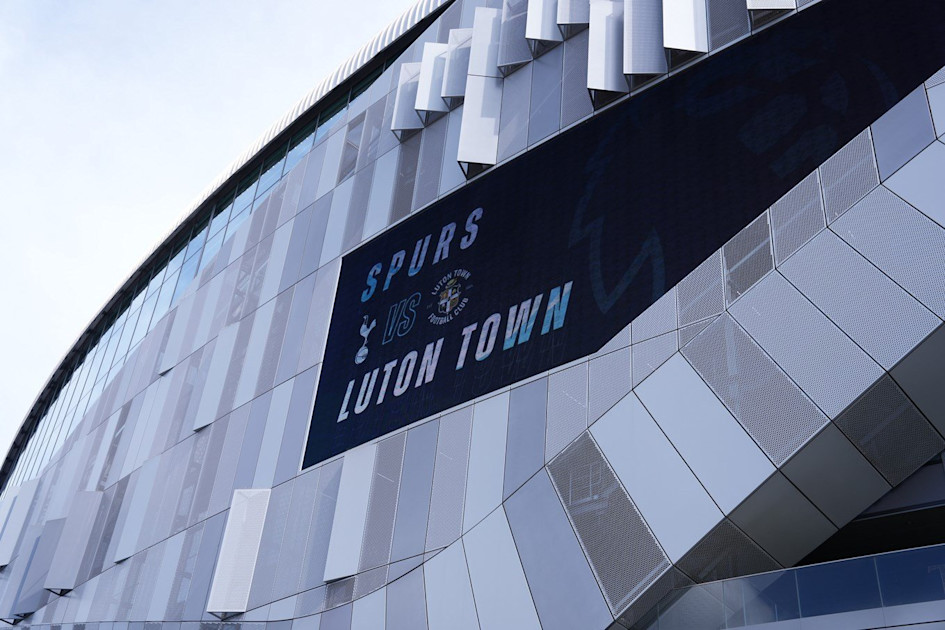 Berry and Townsend start in two changes at Spurs - Luton Town FC