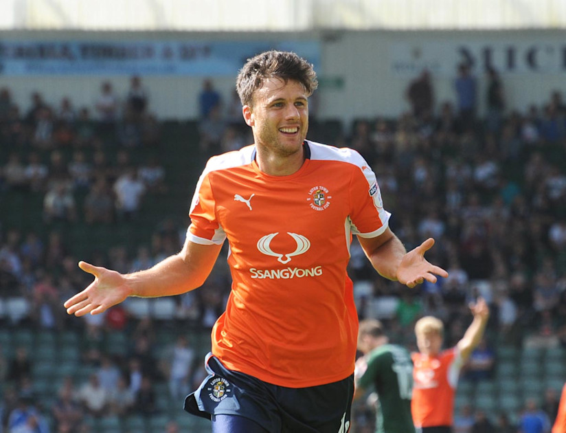 JONATHAN SMITH LEAVES THE HATTERS - Luton Town FC