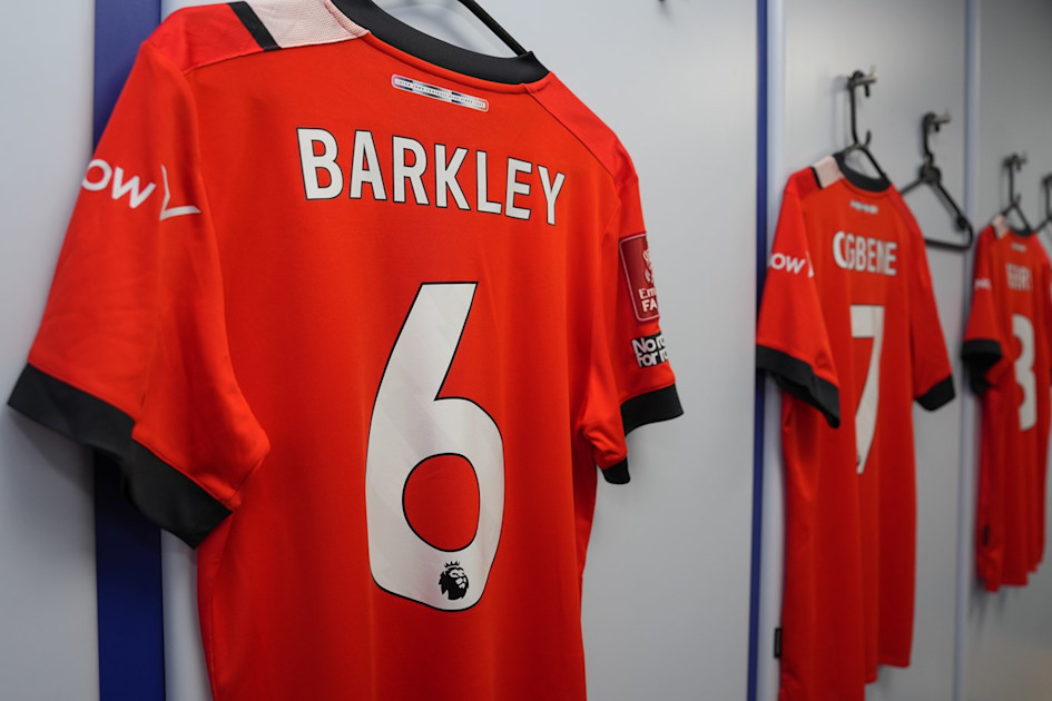 Barkley starts in strong Town XI at Goodison - Luton Town FC