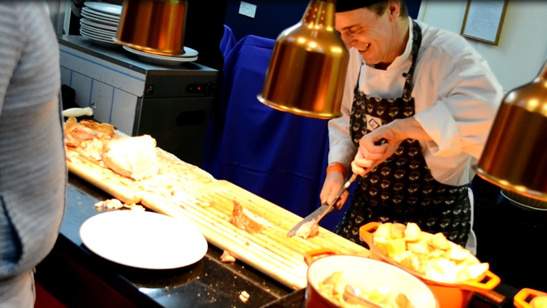 WE'RE HIRING - MATCHDAY CHEF - Luton Town FC