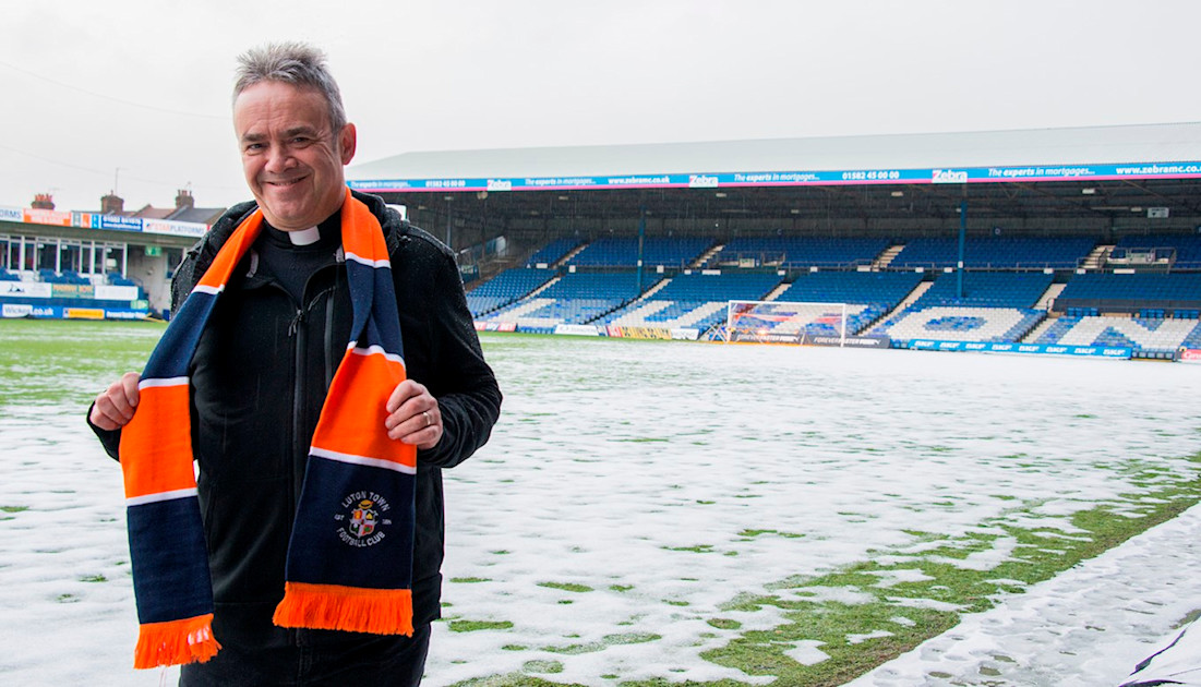 HATTERS WELCOME REVD DAVID KESTERTON AS NEW CLUB CHAPLAIN - Luton Town FC