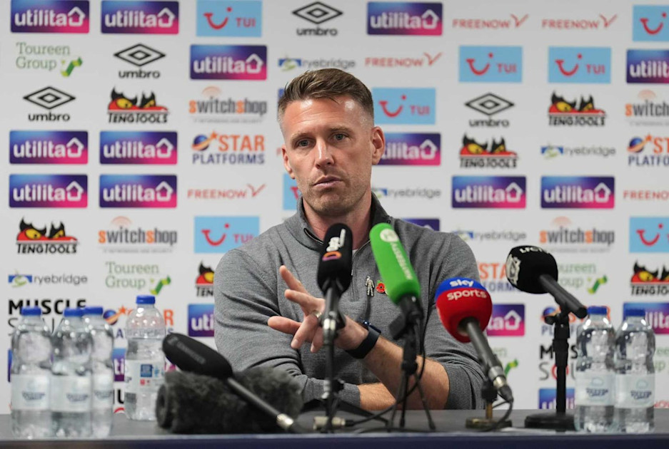 Watch | Rob Edwards' press conference - Luton Town FC