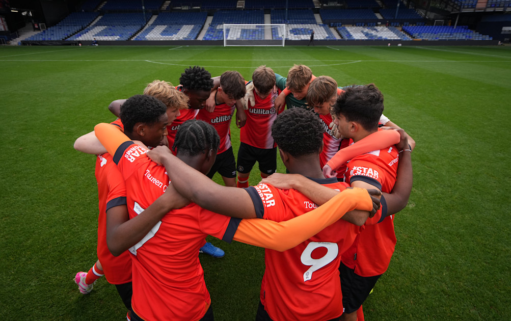 Under-18s secure vital late win - Luton Town FC