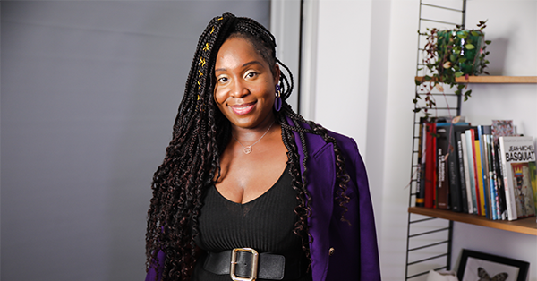 Portrait d'Ida juriste indépendante en Essonne et financée par l'Adie