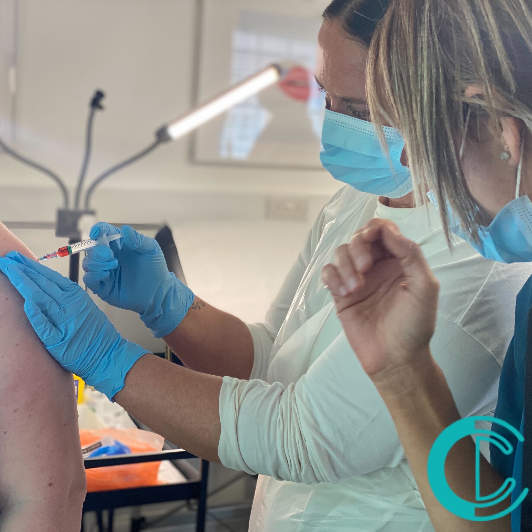 Biotin, Glutathione, Vitamin B12 & Vitamin C Intramuscular Injection ...