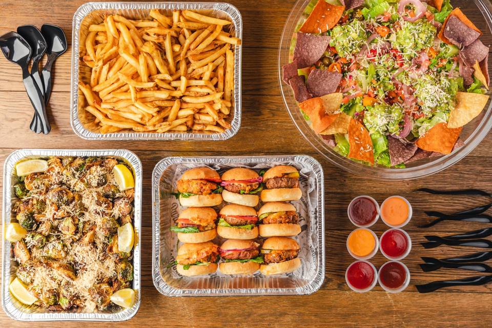 How to Build an Online Catering Menu with 5 Examples