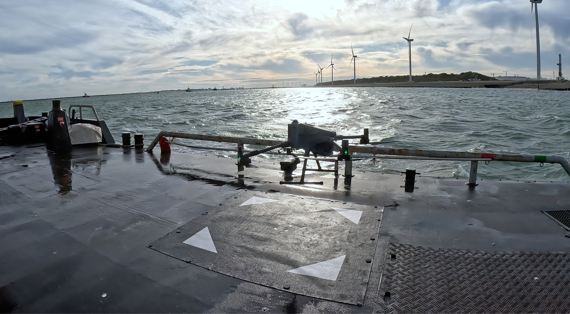 DJI M400: Automatic vessel landings for offshore drone operations