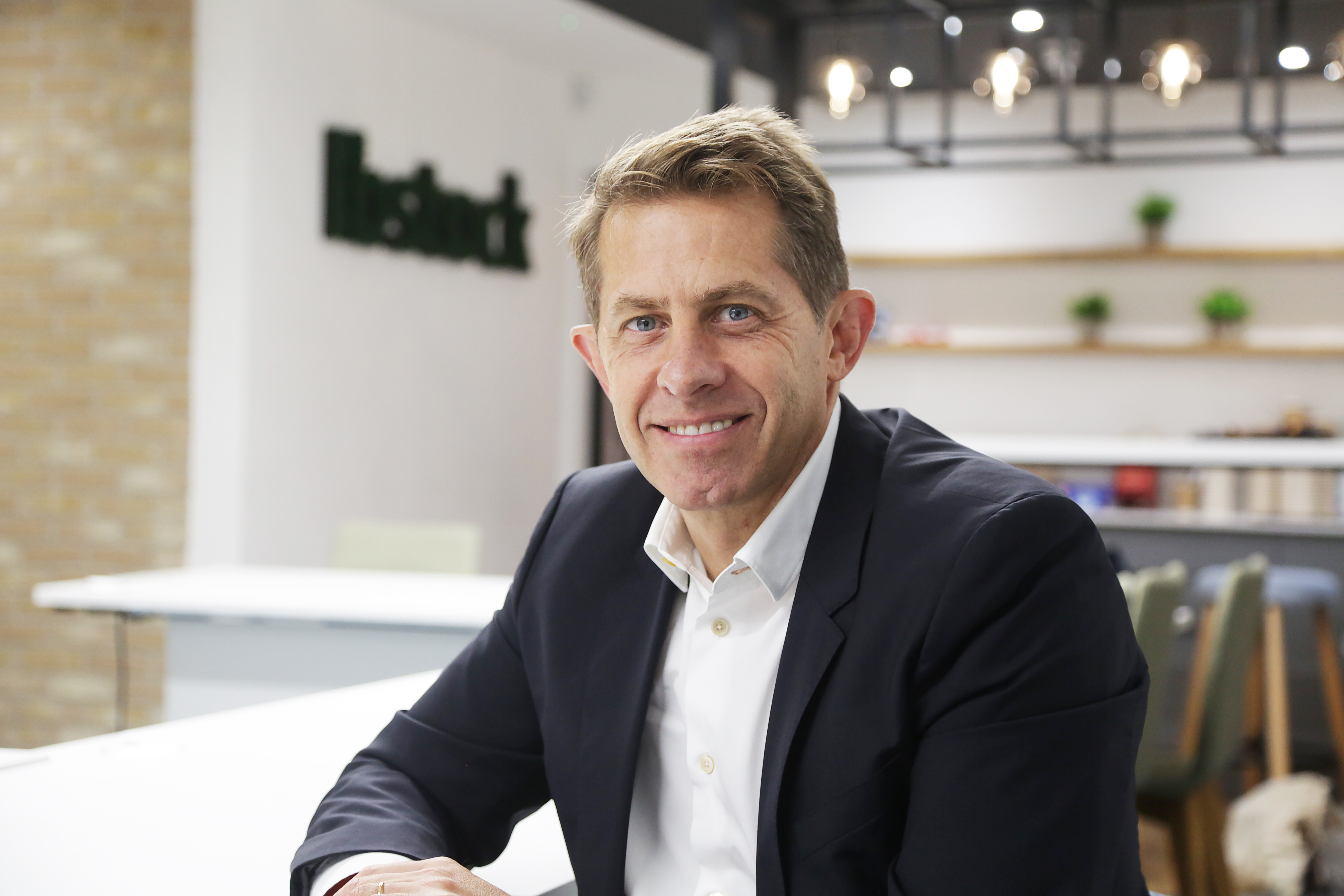 CEO Joe Hudson awarded ‘Green Leader’ - News - Ibstock