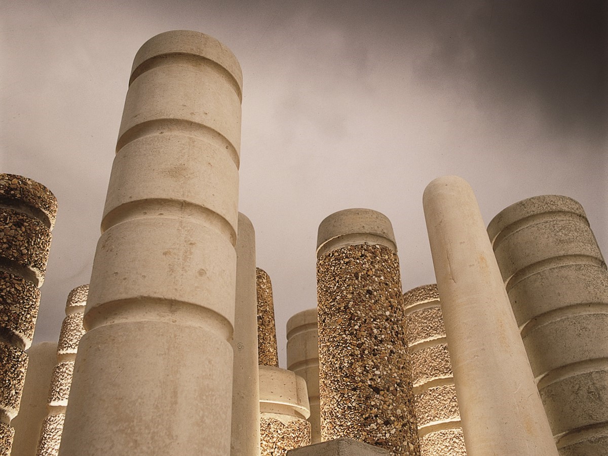Self-sustaining & Durable Concrete Bollards - News - Ibstock