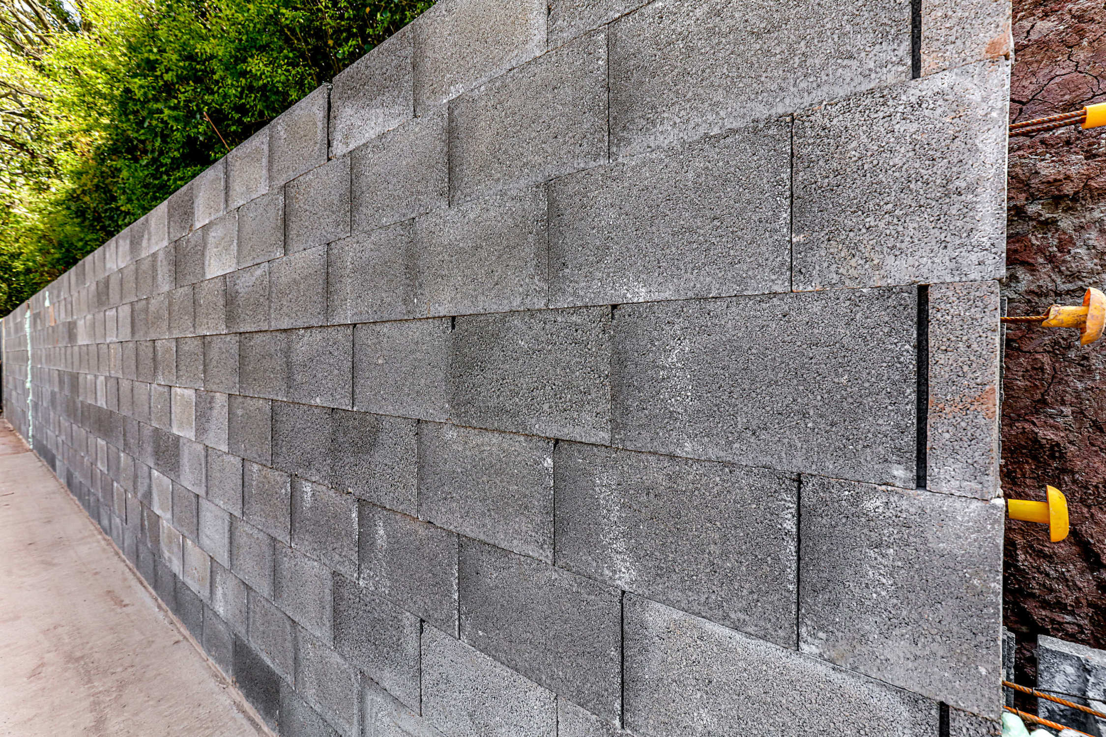 Split Face Block Retaining Wall Weep Holes