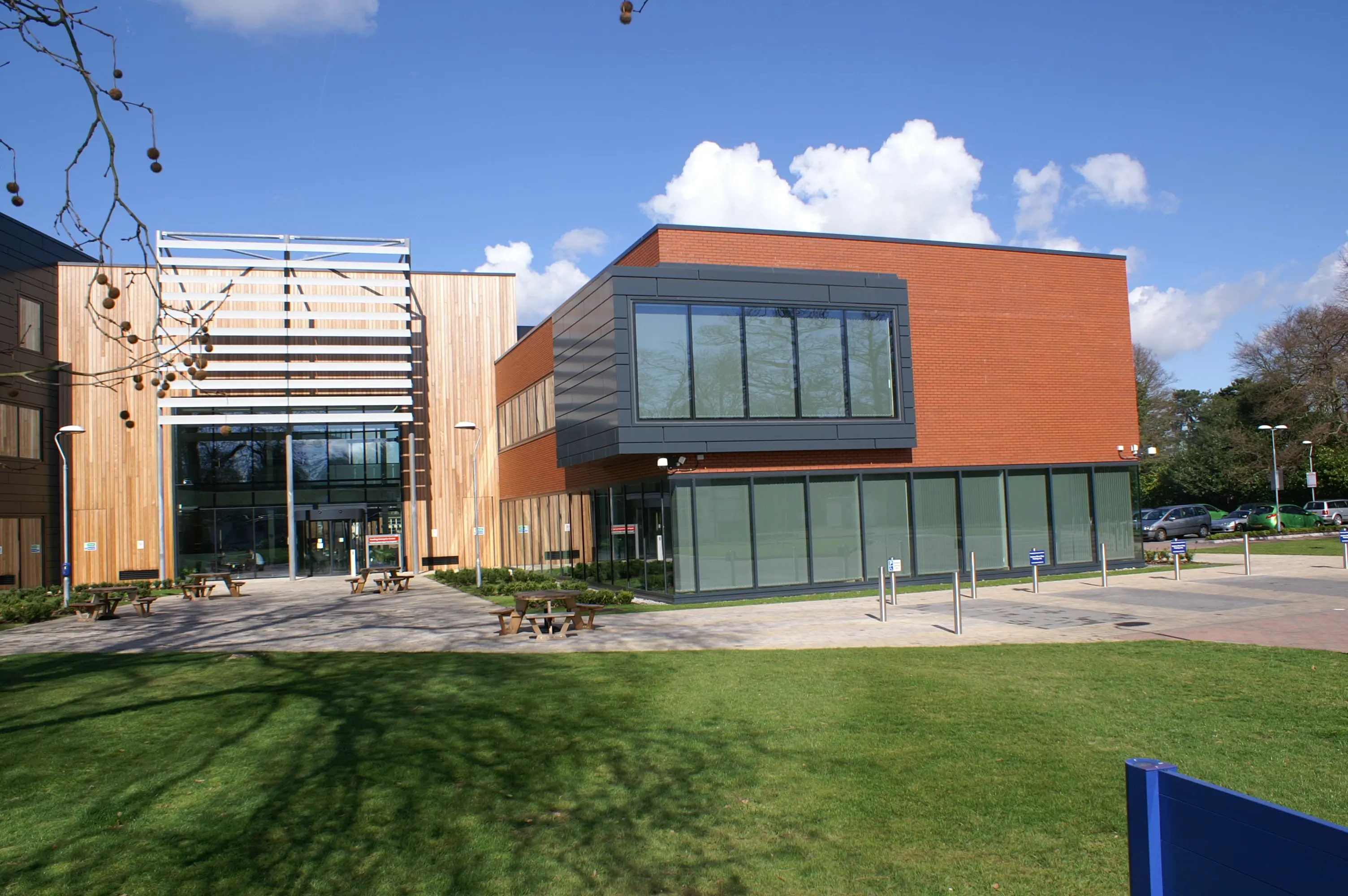 Cheddar Red - Bricks