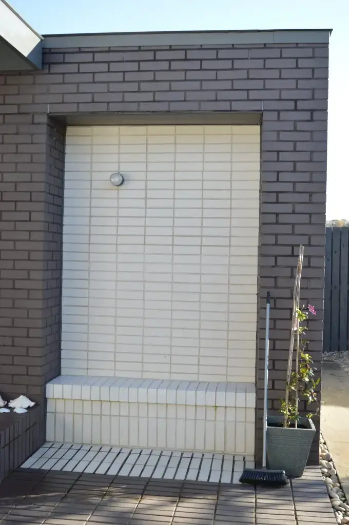 White Engobe - Bricks