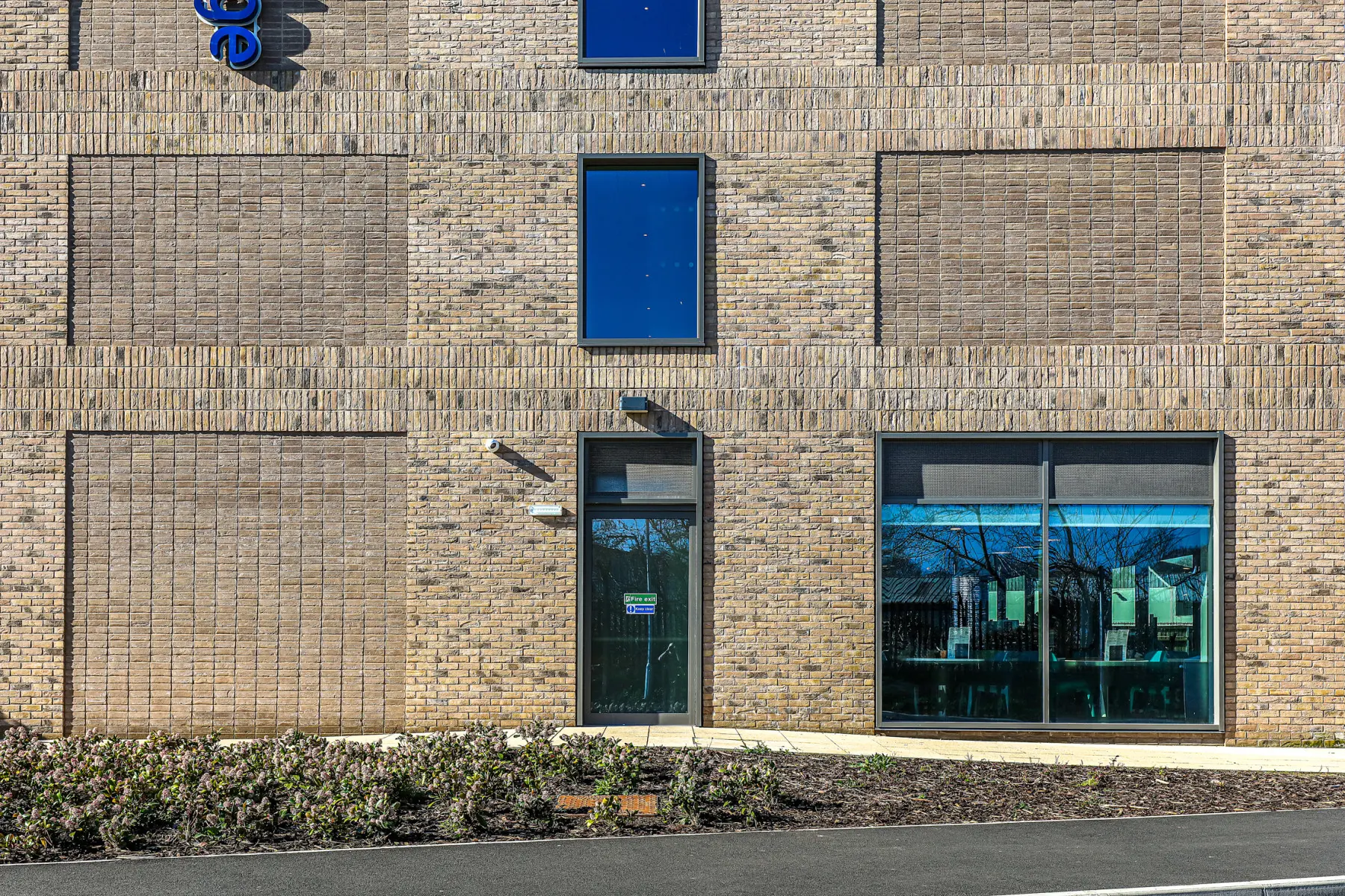 Anglian Buff Multi Rustic - Bricks