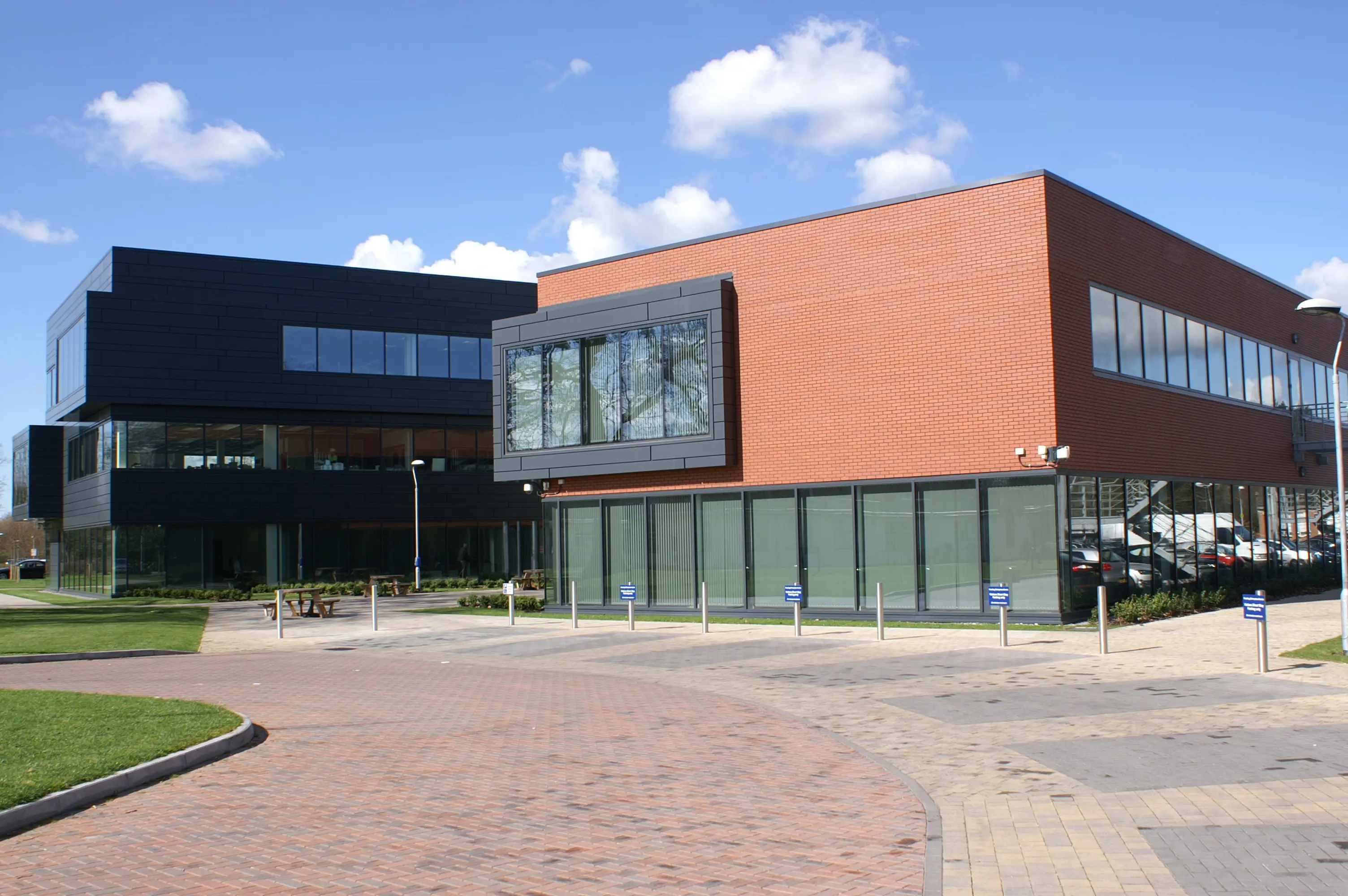 Cheddar Red - Bricks